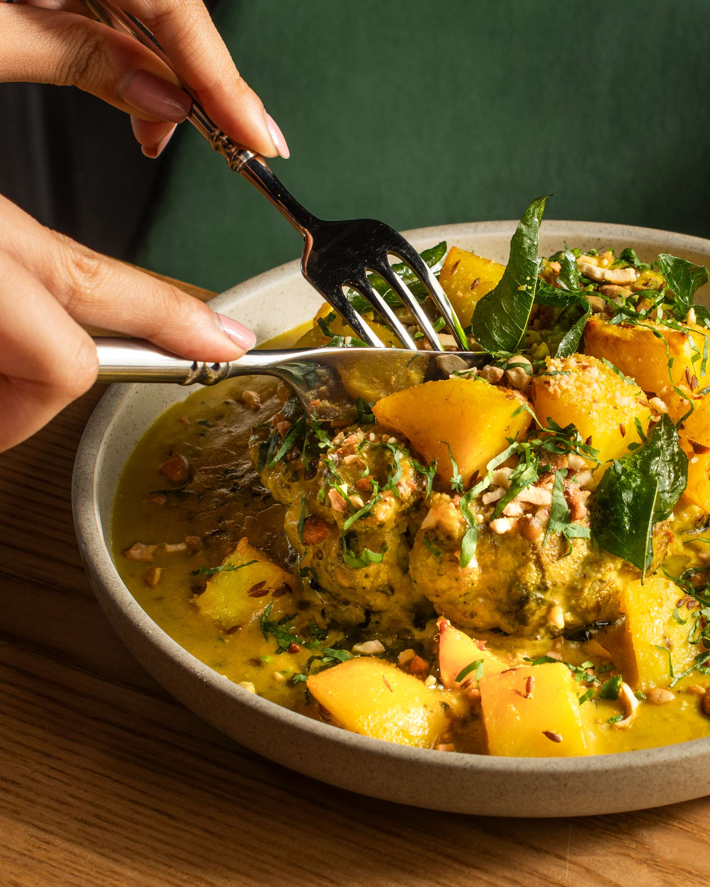 VEDA Café & Bar - Indian Vegetarian Restaurant, Hong Kong 香港中環的素食餐廳 – Veda